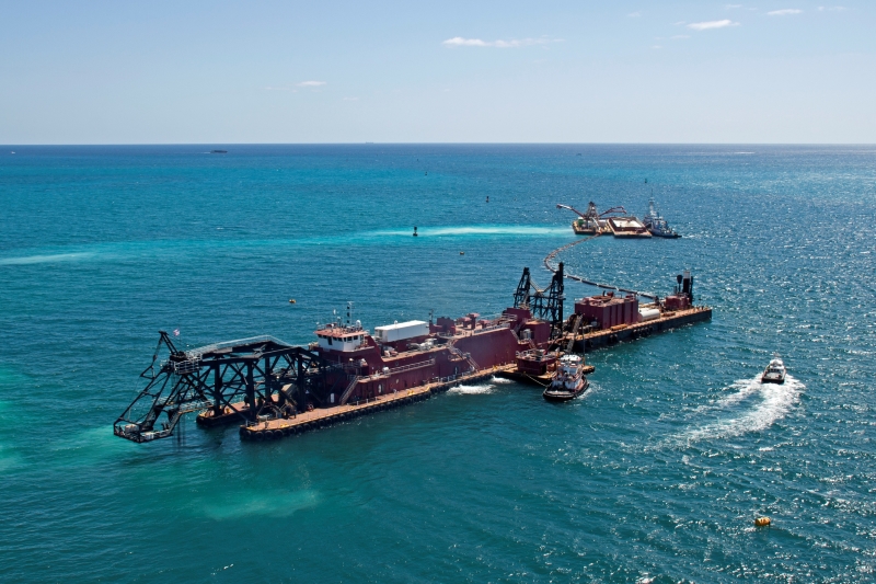 Barge & Dredge Solutions | Sealite US